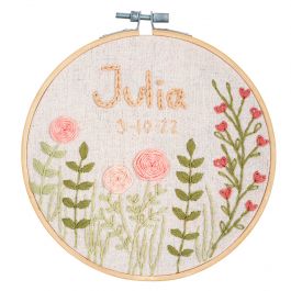 Kit de broderie à dessiner et à broder - Fleurs de bébé - Daffy's DIY